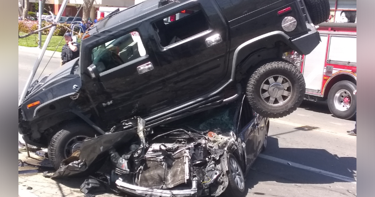 Attempted Robbery Victim Crashes Into Sedan While Trying To Escape ...