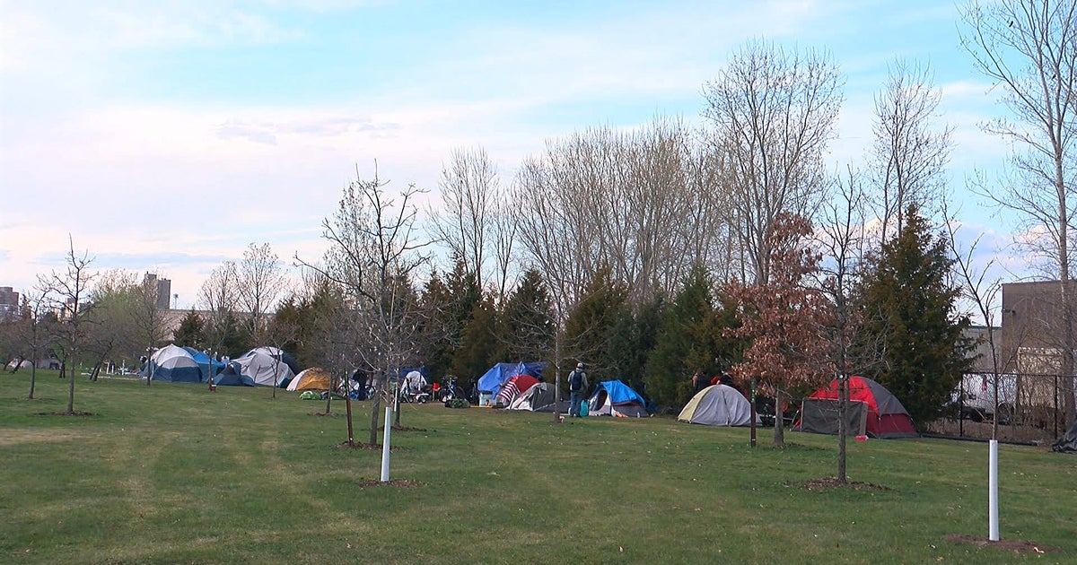 Homeless Encampment Again Growing Along Hiawatha Ave In South ...