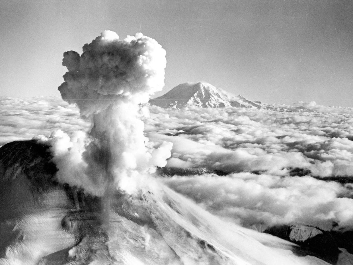 A look back at America's deadliest volcanic eruption in 1980 - Mount St ...