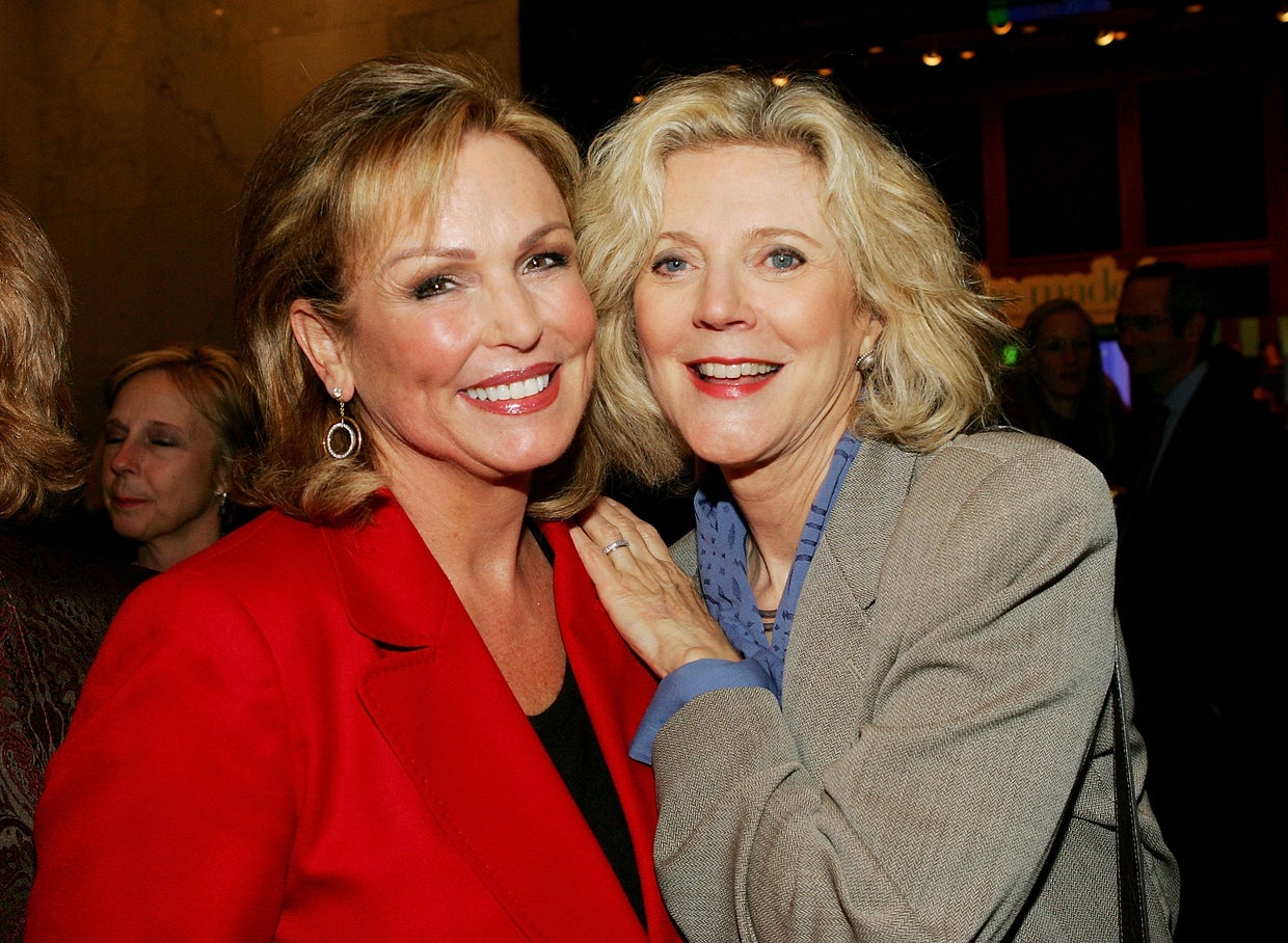 Miss America And NFL Sportscasting Pioneer Phyllis George Dies At 70 ...