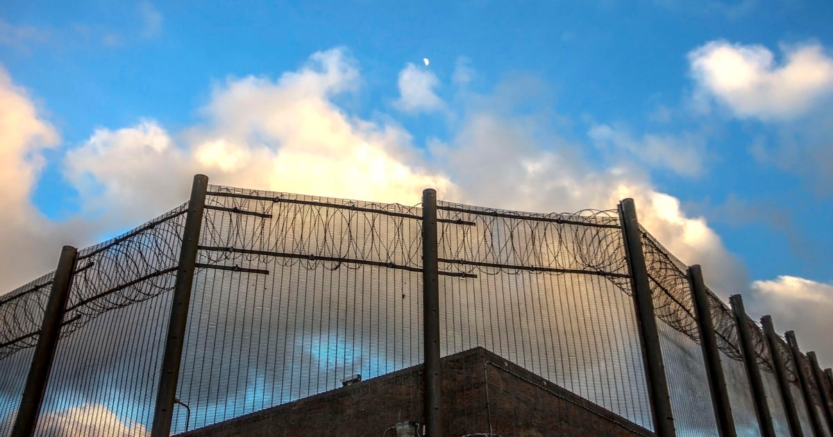 Inmates share what life is like inside prison during the coronavirus ...