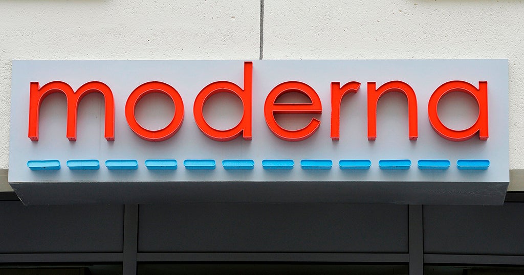 Moderna's COVID Vaccine Up For FDA Emergency Use Approval Thursday ...