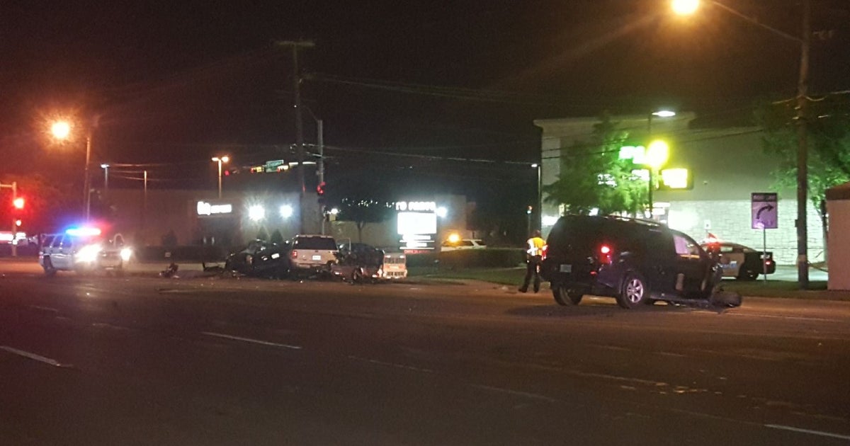 3 Dead After Suspected Street Racer Runs Red Light Slams Into Car At