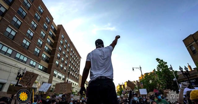 Snapshot: Black Lives Matter protest in Chicago - CBS News