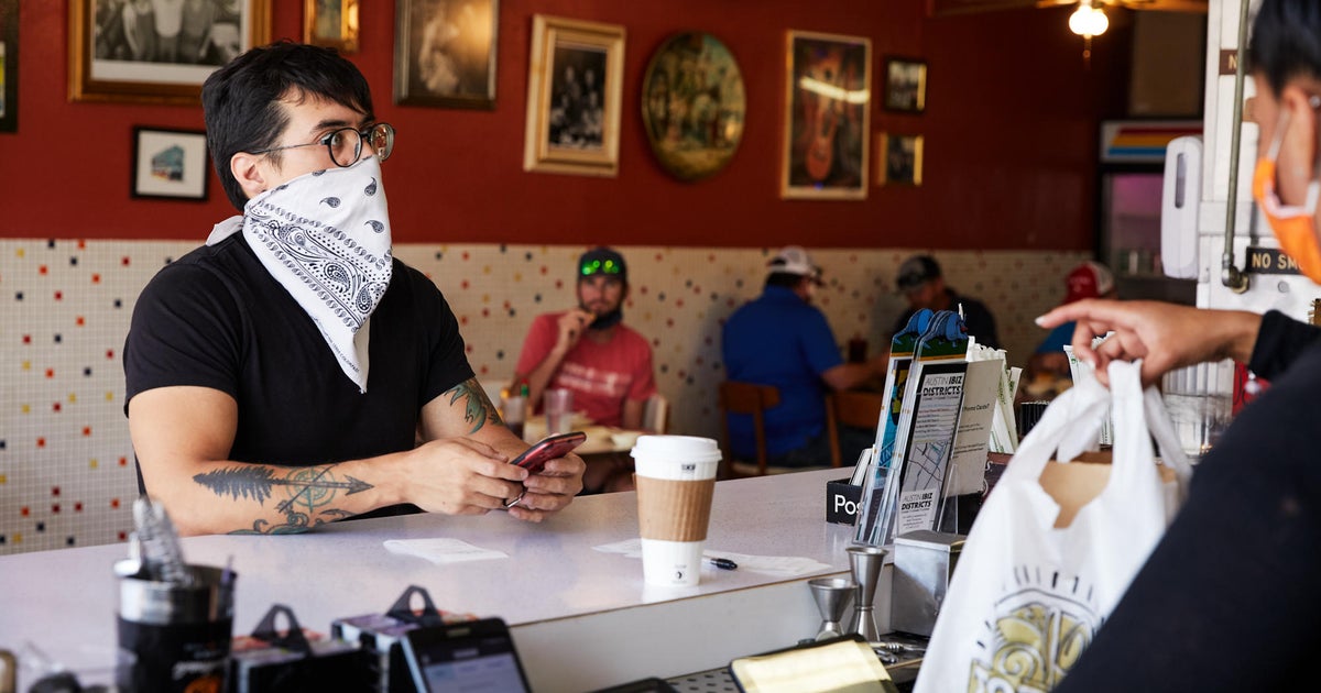 Texas halts reopening amid surge in coronavirus cases - CBS News
