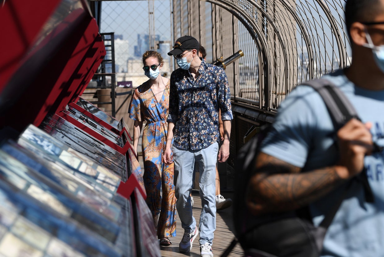 Eiffel Tower reopens today after its longest closure since WWII - CBS News