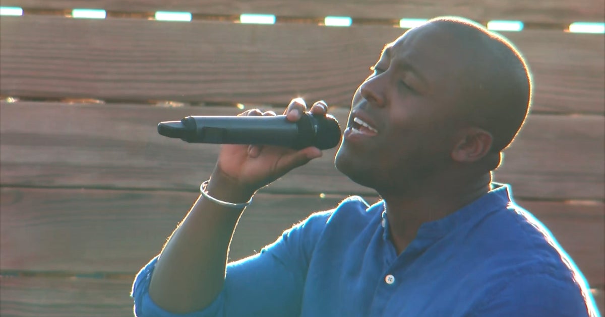 Mayo Clinic's 'Singing Surgeon' Plays Farewell Concert In Rochester ...