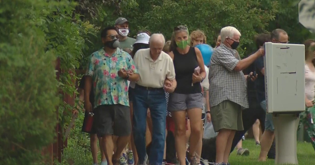 99-Year-Old Walker Ray Burns Reaches 100 Kilometer Goal In Quest To ...