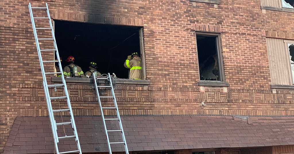 Carrick Apartment Building Damaged By Fire - CBS Pittsburgh
