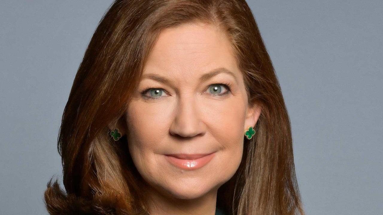 CBS News Team - Anchor & Correspondent Bios - CBS News