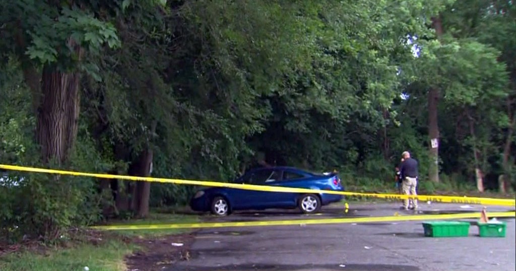Worcester Police Investigate Afternoon Shooting - CBS Boston