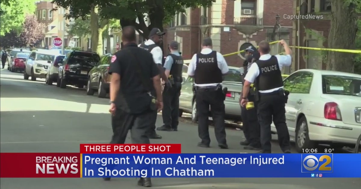 14-Year-Old Boy, Pregnant Woman Shot In Chatham - CBS Chicago