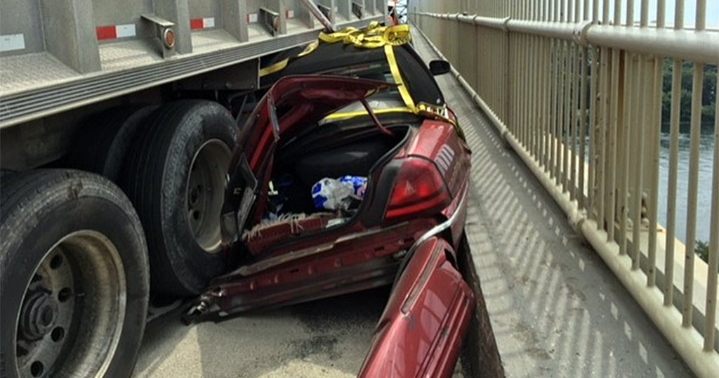 Sagamore Bridge Closed After Car, Tractor-Trailer Collide - CBS Boston