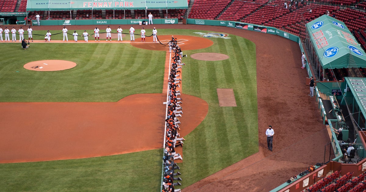 Orioles Kneel During Pregame Tribute To Black Lives Matter Movement ...