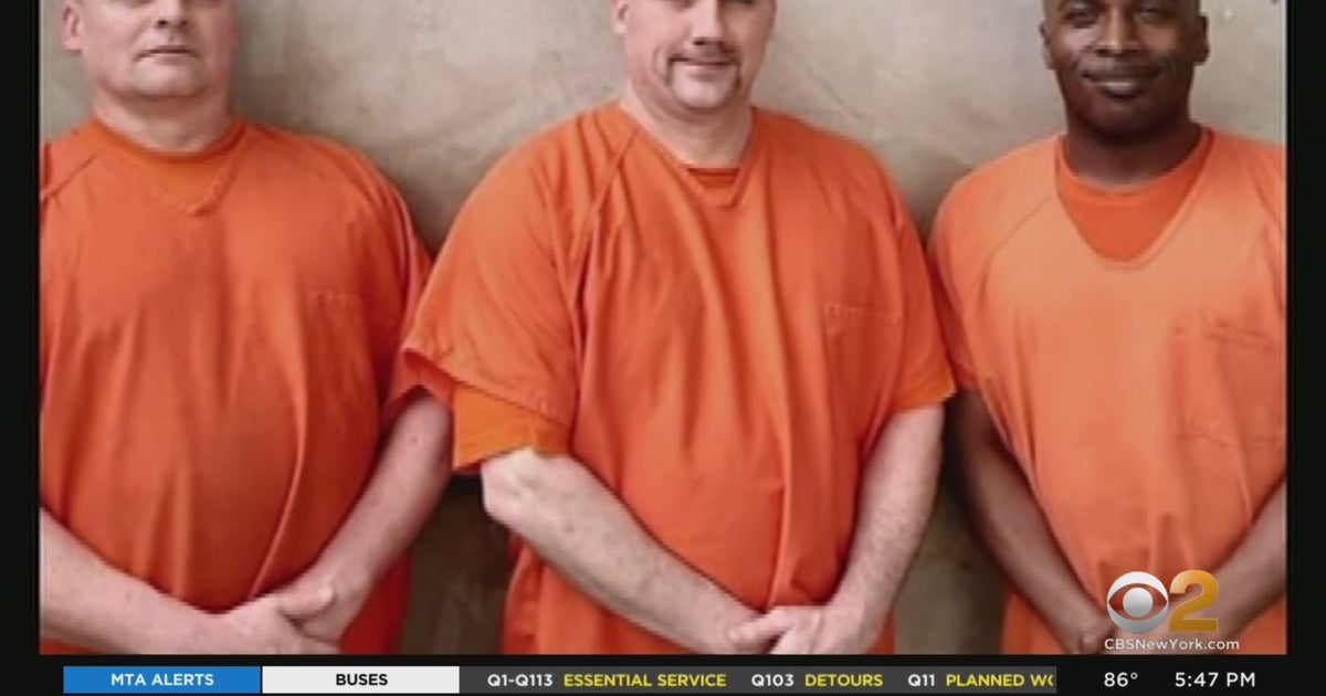 Inmates Help Save Corrections Deputy Having Medical Emergency - CBS New ...