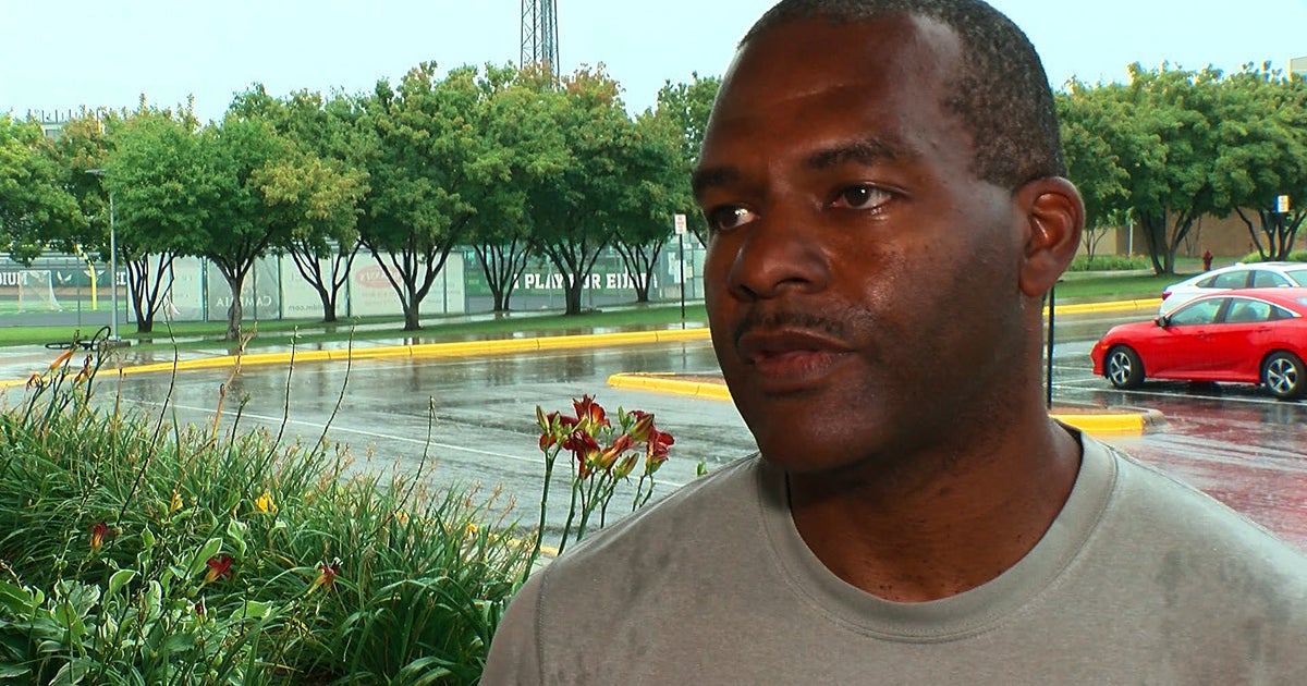 Jeff Robinson Mentors His Son, A College Football Prospect, Through ...