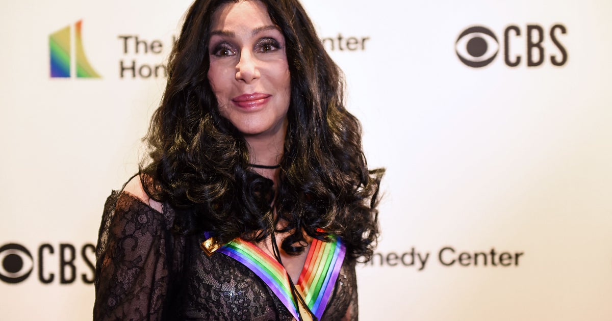 'Hi This Is Cher': Singer Inquires About Post Office Volunteering To ...