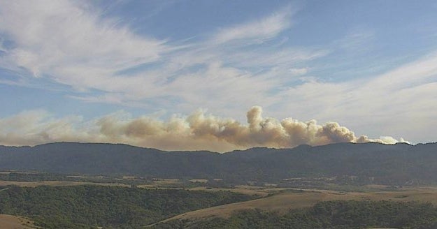 Firefighters Battling 700-Acre Fire In Point Reyes National Seashore ...