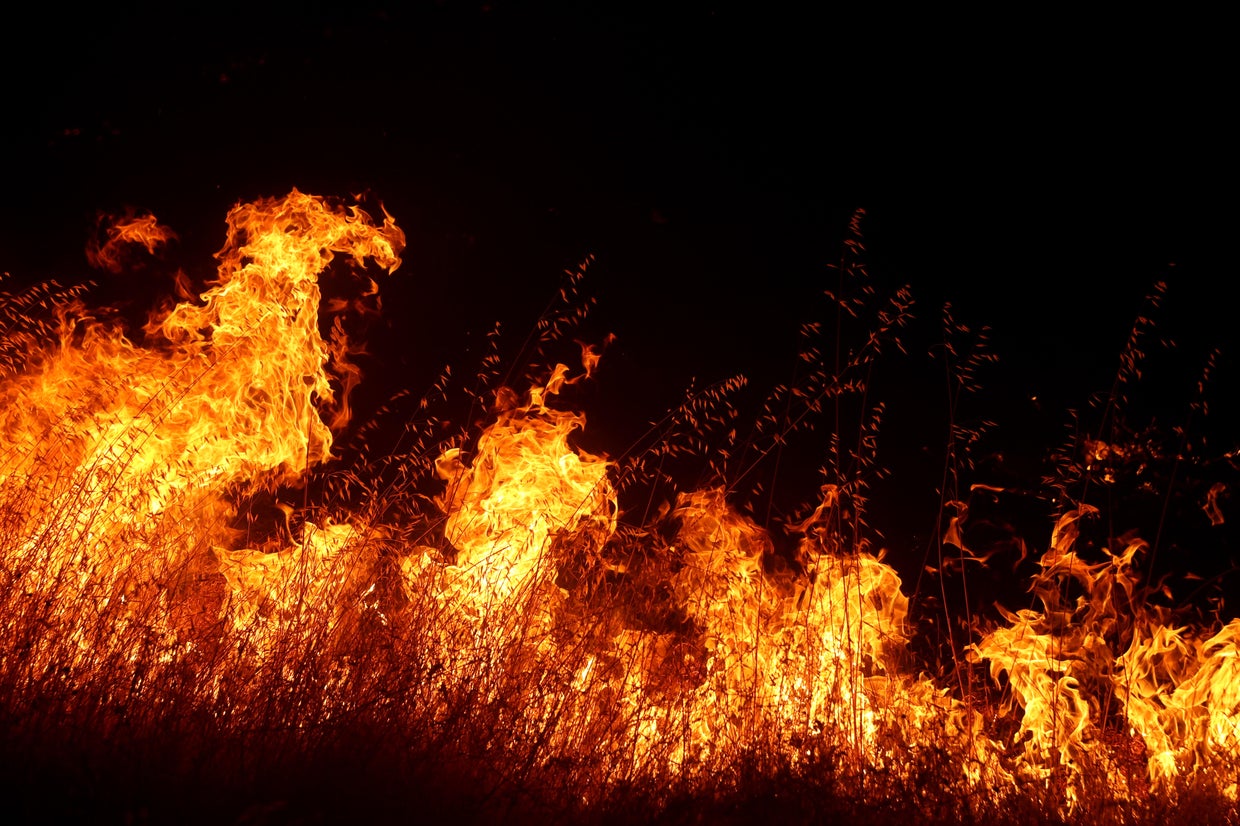 California fires 2020: Homes burn, thousands evacuated