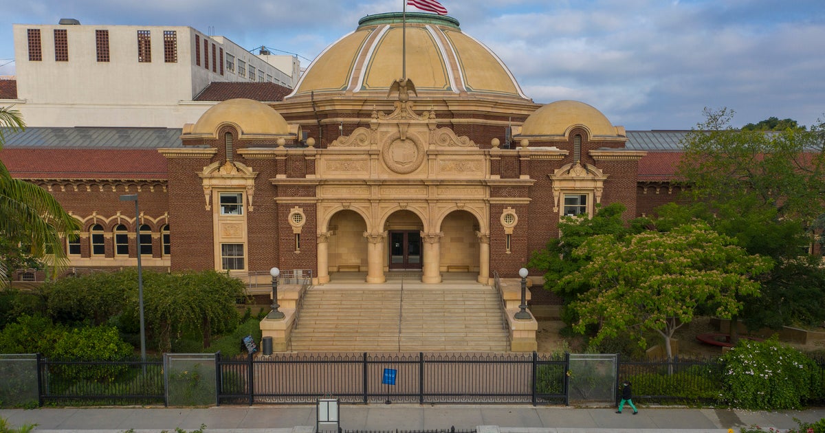 Exposition Park Museums To Continue Requiring Face Masks - CBS Los Angeles