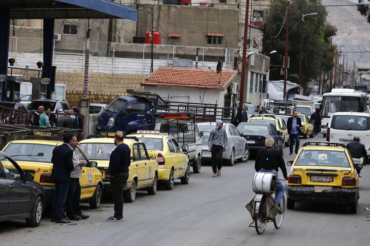 As their country crumbles, Syrians wrestle with the "terrifying ...