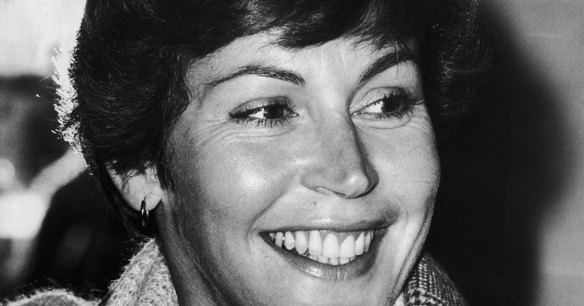 'I Am Woman' Singer Helen Reddy Dies at 78 - CBS Detroit