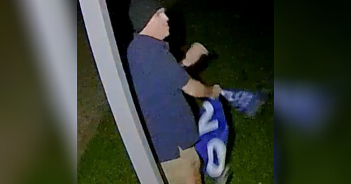 Turlock Neighbors Outraged After Suspect Caught On Camera Steals Trump ...