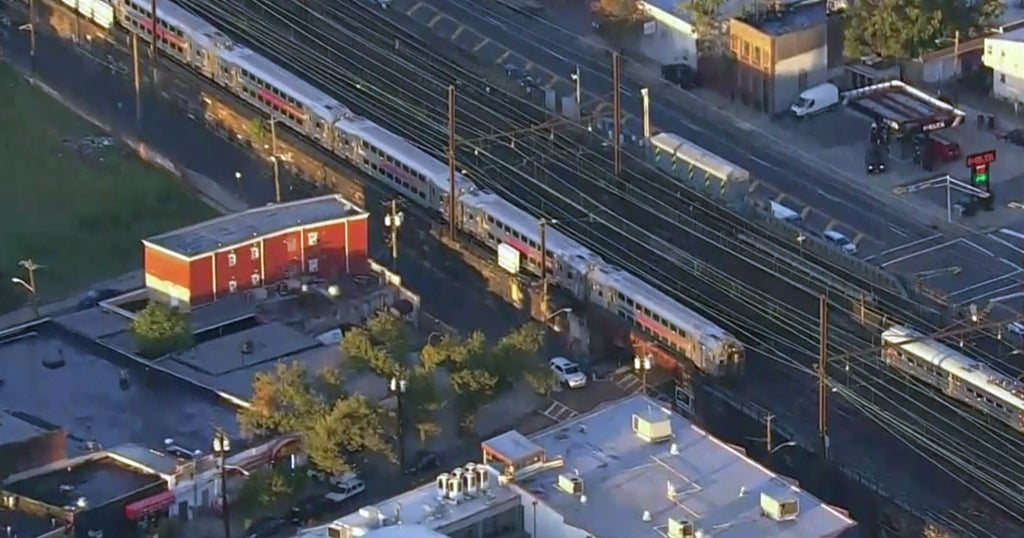 Amtrak Signal Problems Cause Major Delays On NJ TRANSIT Trains - CBS ...