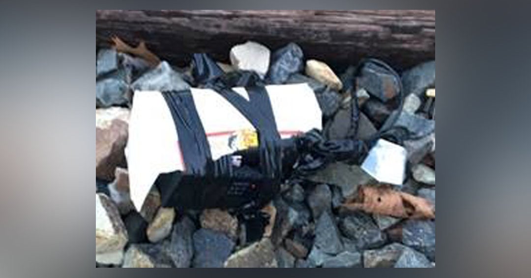 Dallas Man Pleads Guilty To Placing Fake Bomb On Railroad Tracks - CBS ...