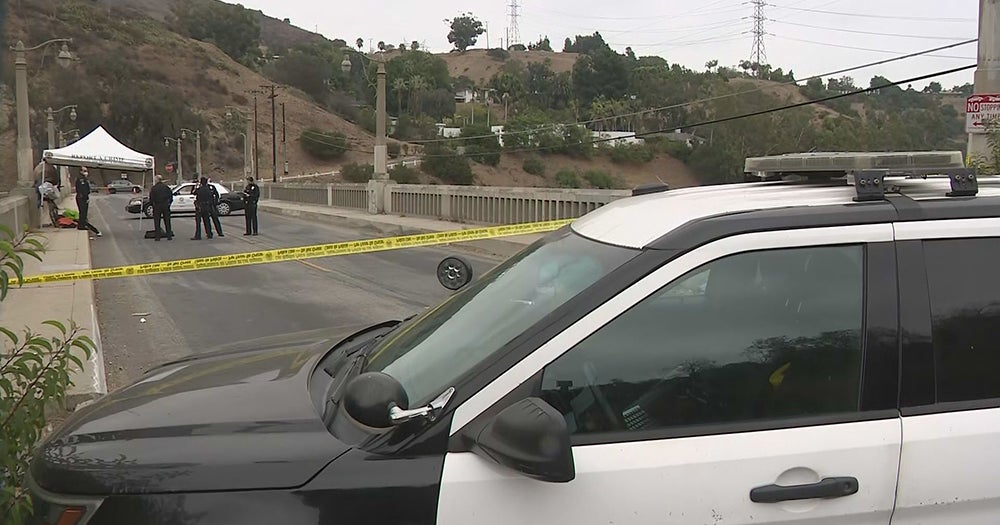 Body Found On Mulholland Over 101 Freeway In Cahuenga Pass - CBS Los ...