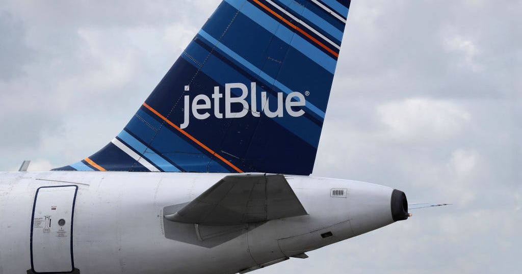 Passenger Accused Of Attacking JetBlue Flight Attendant, Rushing ...
