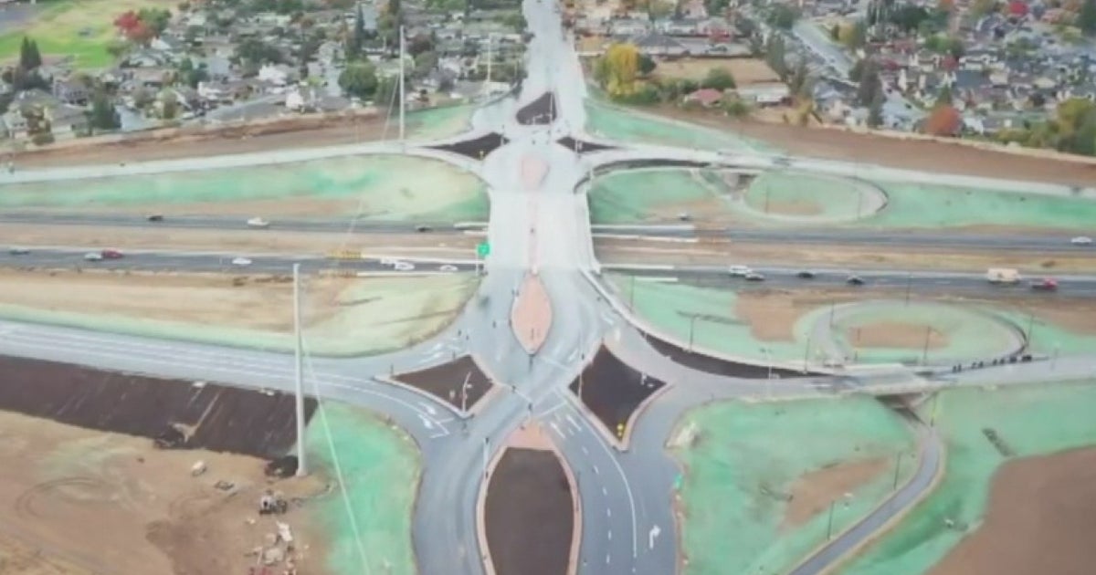 California's First Diverging Diamond Interchange To Wrap Construction ...