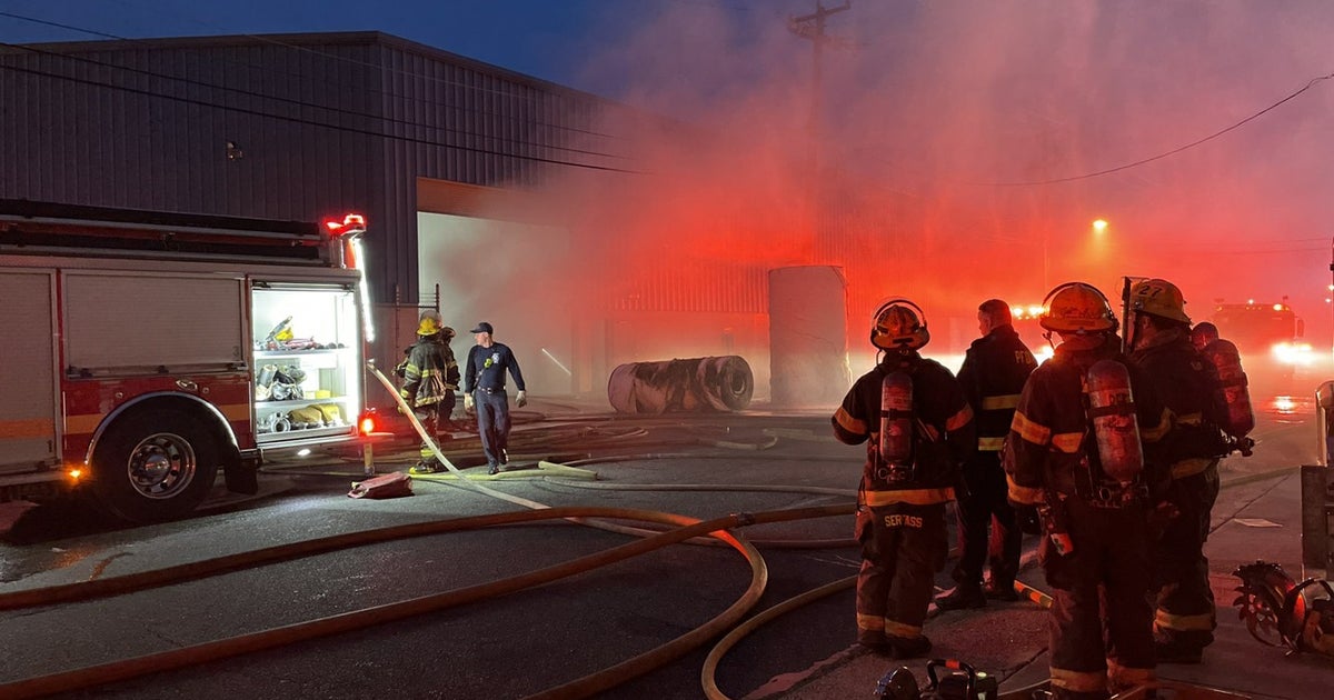 2 Injured, Including Philadelphia Firefighter In 2-Alarm Fire At Tioga ...