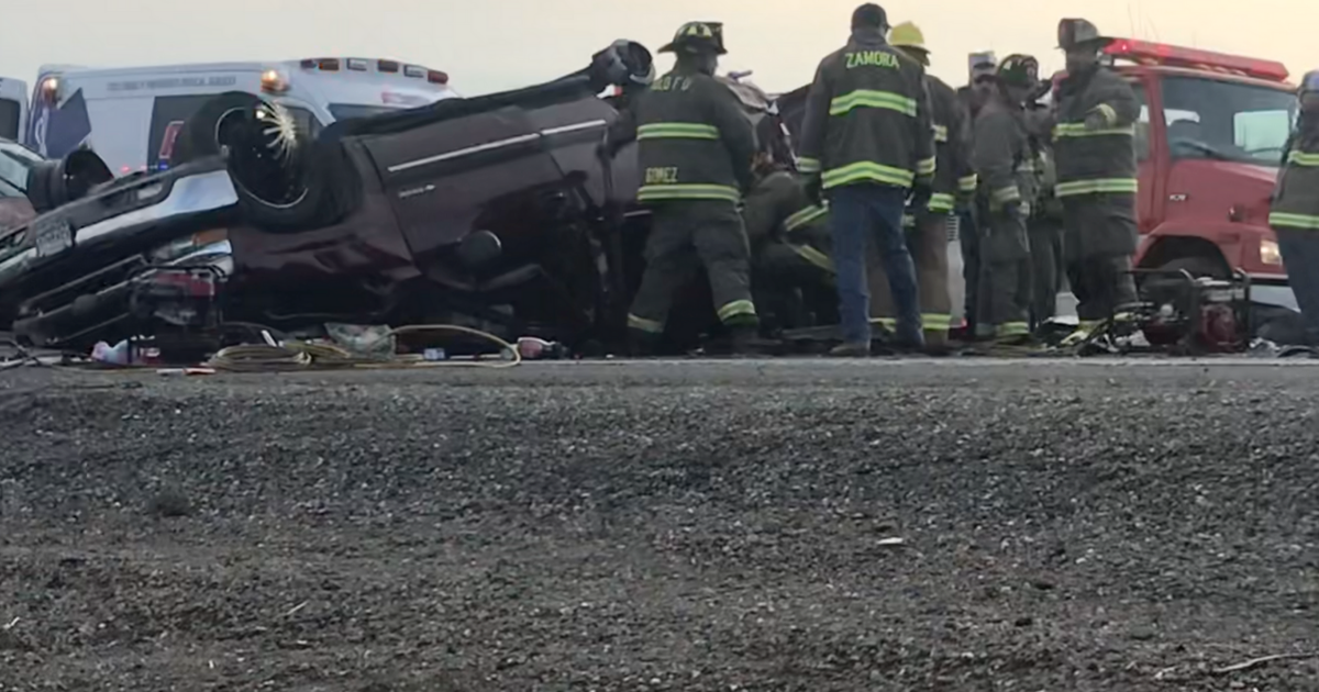 At Least 1 Dead In Rollover Crash In Yolo County - CBS Sacramento