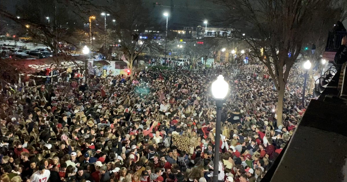 Massive crowds pack the streets of Tuscaloosa after Alabama victory ...