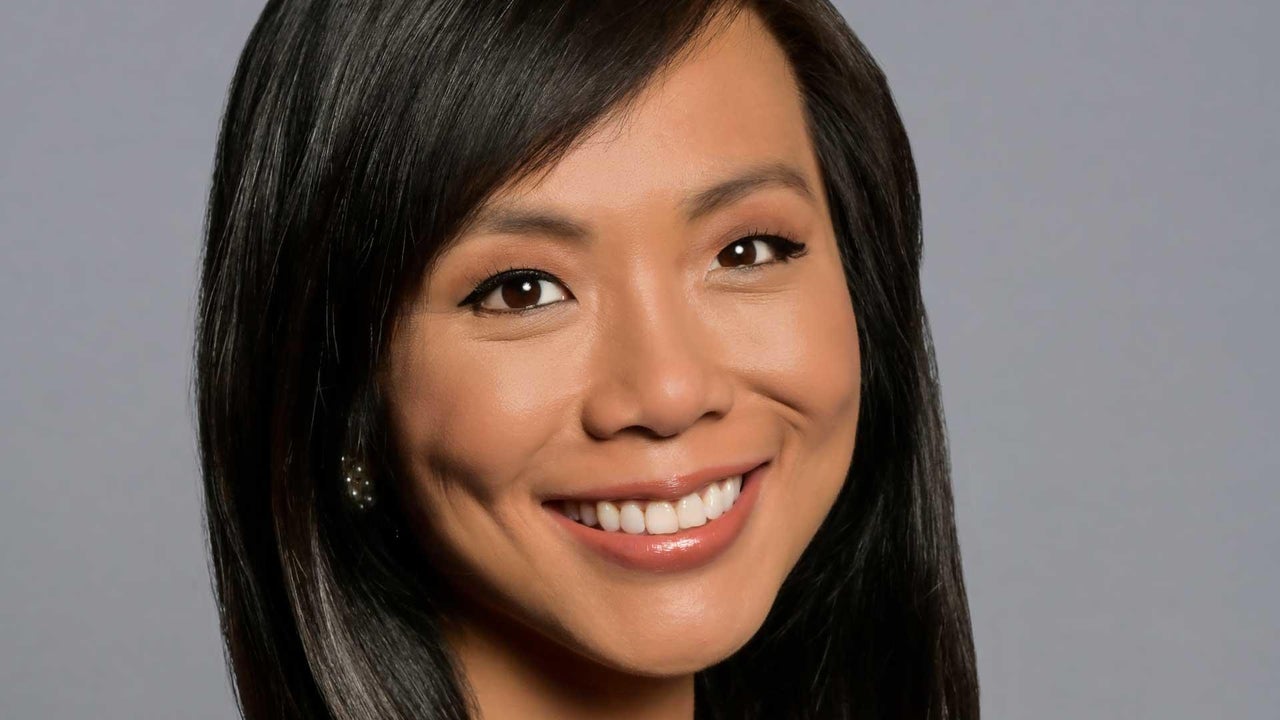 CBS News Team - Anchor & Correspondent Bios - CBS News