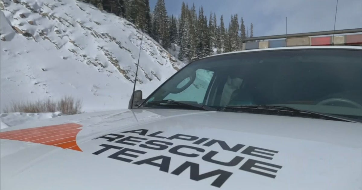 Evergreen Town Race returns to help the Alpine Rescue Team - CBS Colorado