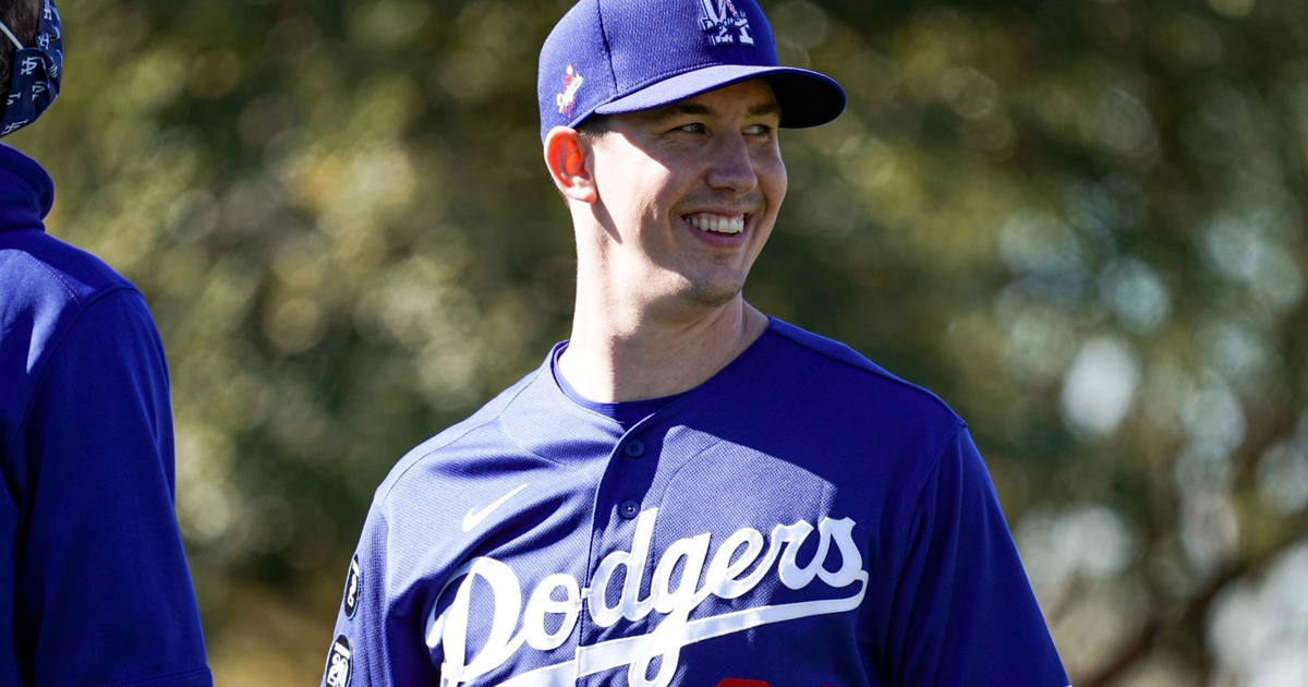 Dodgers Pitchers, Catchers Hold First 2021 Spring Training Workout ...