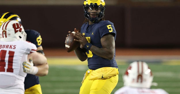 QB Joe Milton Enters Transfer Portal - CBS Detroit