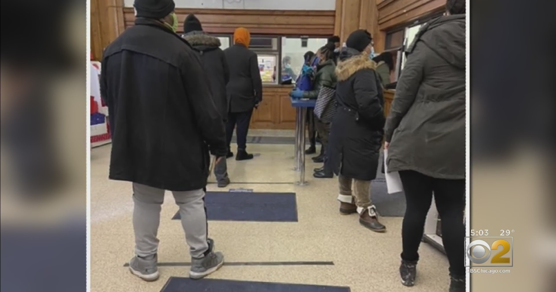 More Long Lines At Chicago Post Offices, Complaints About Missing Mail ...