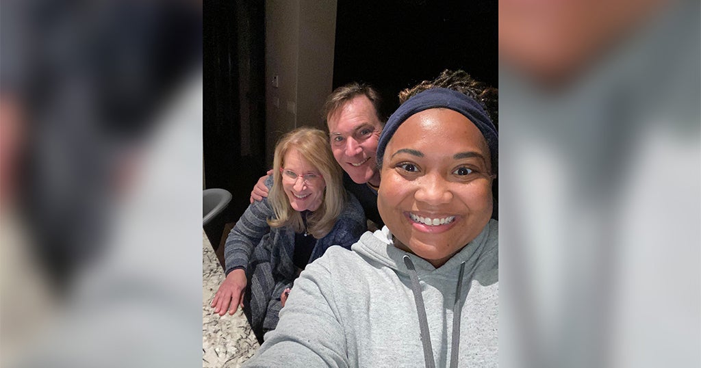 Strangers Took In Delivery Driver For 5 Days After She Was Stranded In ...