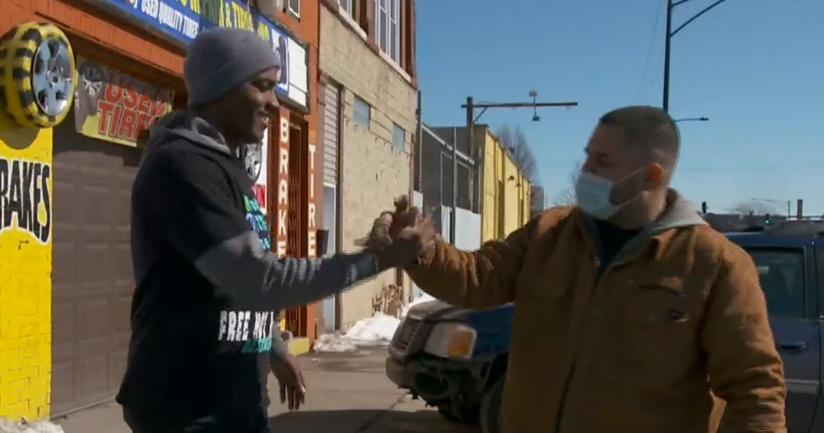 Chicago man runs charity to help get carjacking victims back on the ...