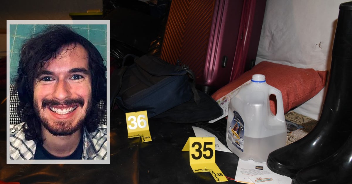 New Photos Show Crawl Space Jonathan Crossley Hid In Before Stabbing Ex ...