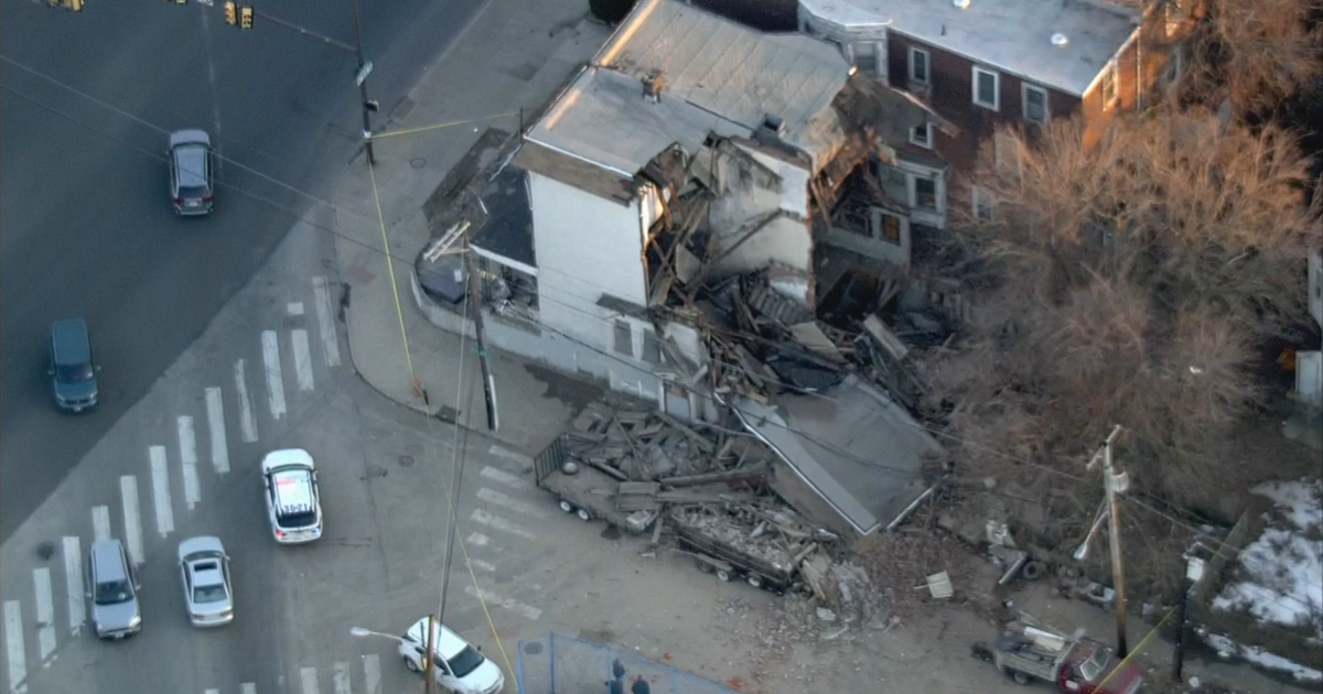 2 Vacant Buildings Partially Collapse In Logan Section Of Philadelphia ...