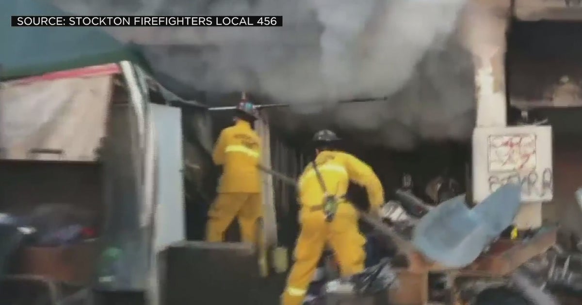 Crews Contain Large Fire At Stockton Homeless Camp - CBS Sacramento