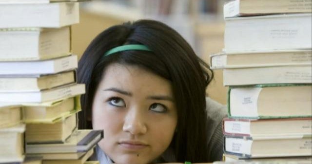 Getting disadvantaged students to elite colleges - CBS News