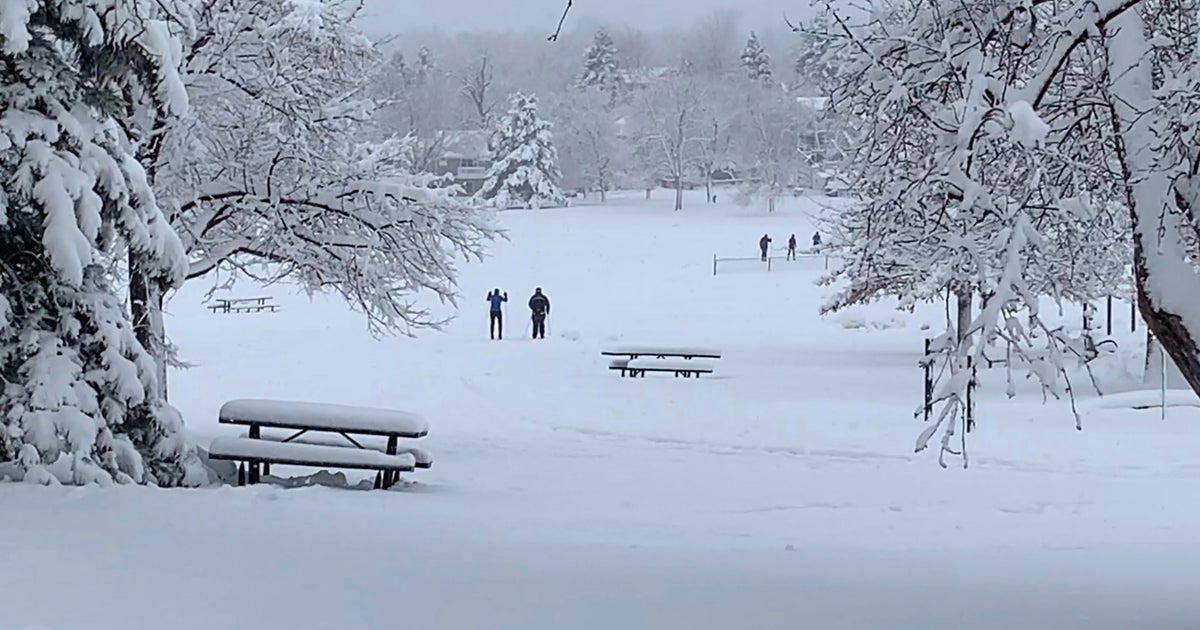 Deep March Snow Inspires Outdoor Enthusiasts In Colorado - CBS Colorado