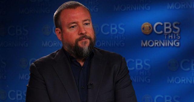 Vice CEO Shane Smith on "giving the magazine to the interns" - CBS News