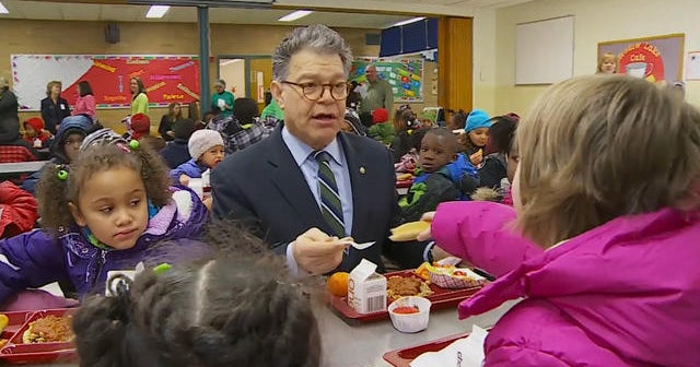Senator Franken eats school lunch - CBS News