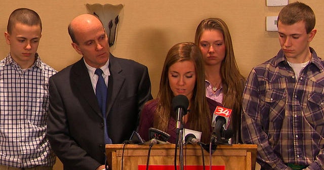 Cal Harris, children appeal for answers in 2001 disappearance - CBS News